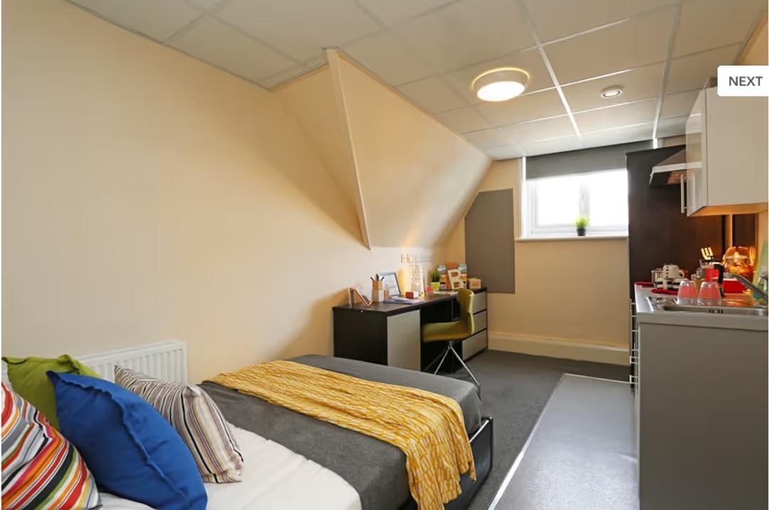 Deluxe Studio, KP House, Nottingham - Phoenix Student